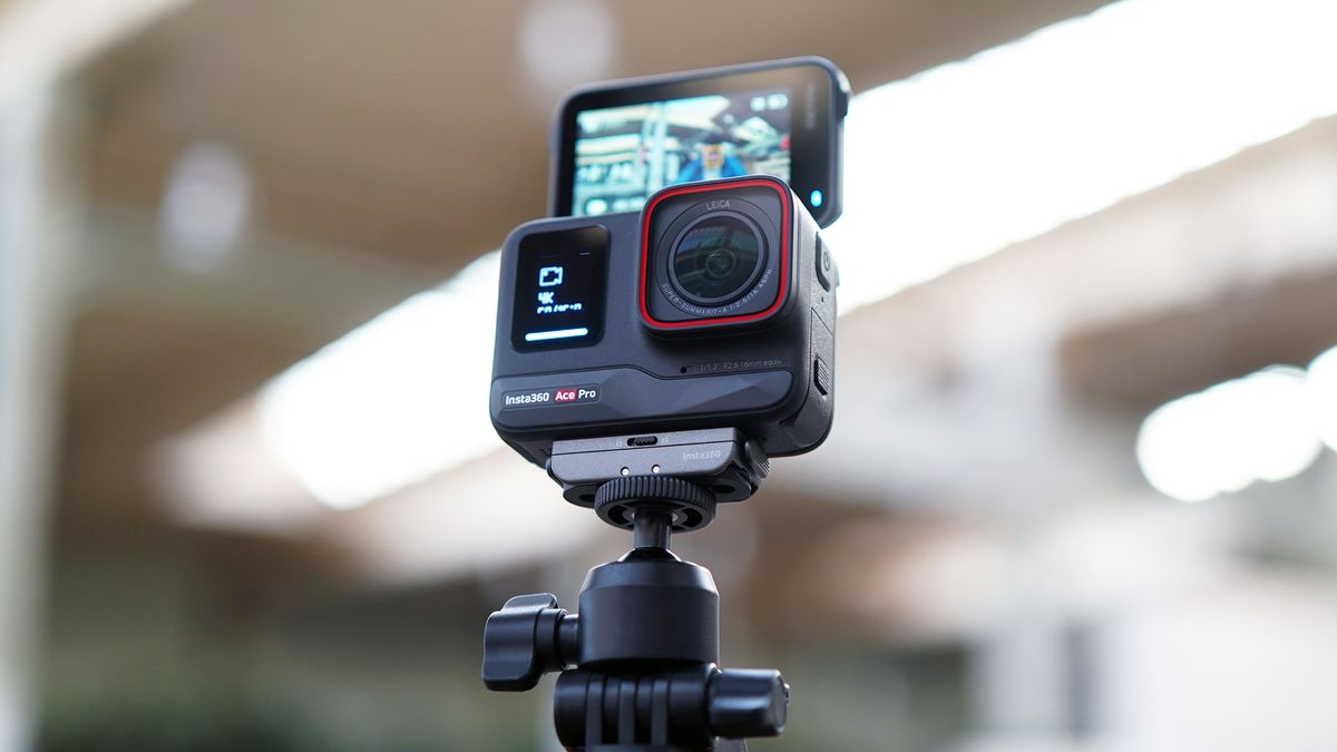 The Best Pocket Cameras for Adventurers and Travelers 2025 – Tech Spy ...